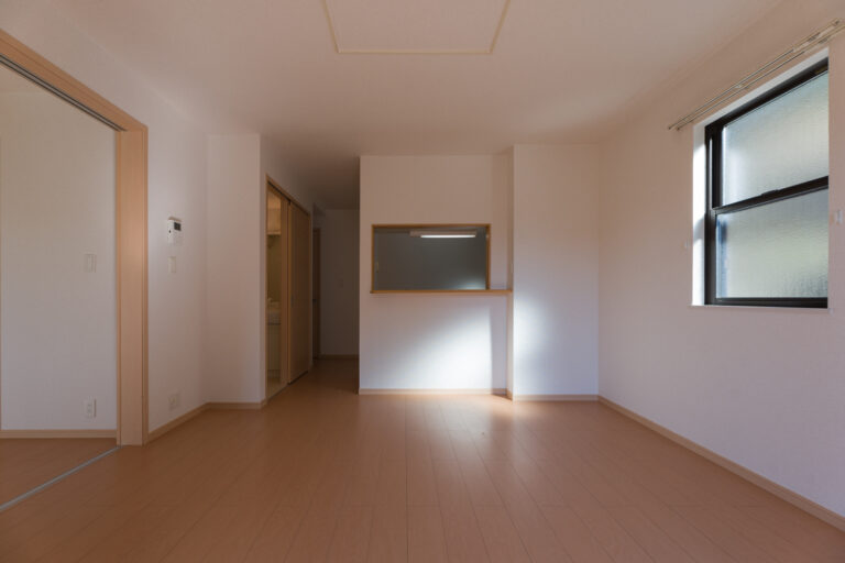 サンライズ・ヴィラ 1F「2LDK」 – 四万十市の不動産会社 | 株式会社山沖興産、不動産の賃貸・売買・管理・売却